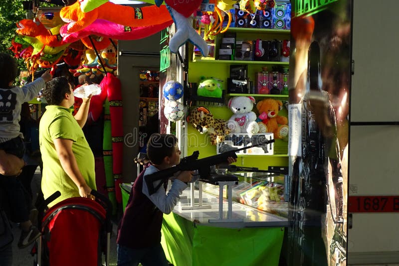 Fair Attraction with Weapons for Children Editorial Photography - Image ...