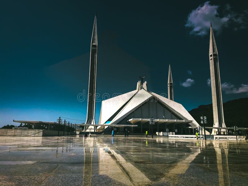 Faisal Mosque Islamabad Pakistan Stock Photo - Image of architecture ...