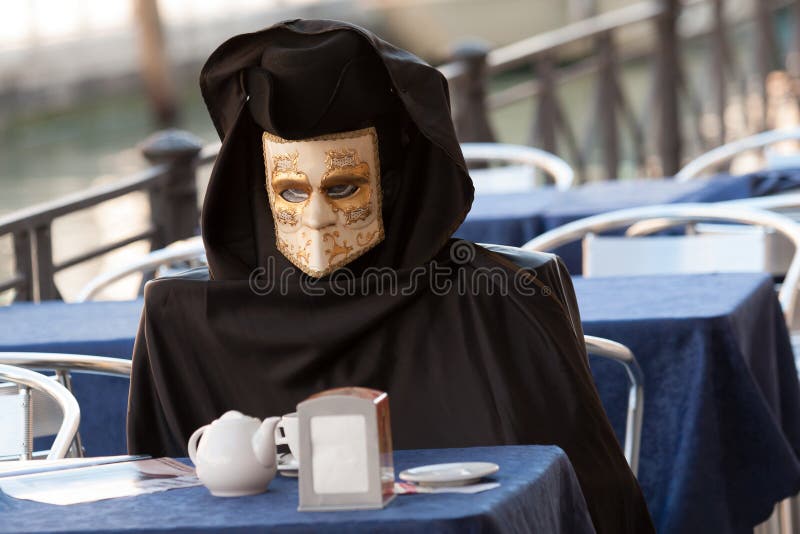 Fake Mask Having Breakfast in Venice during the Carnival Editorial ...