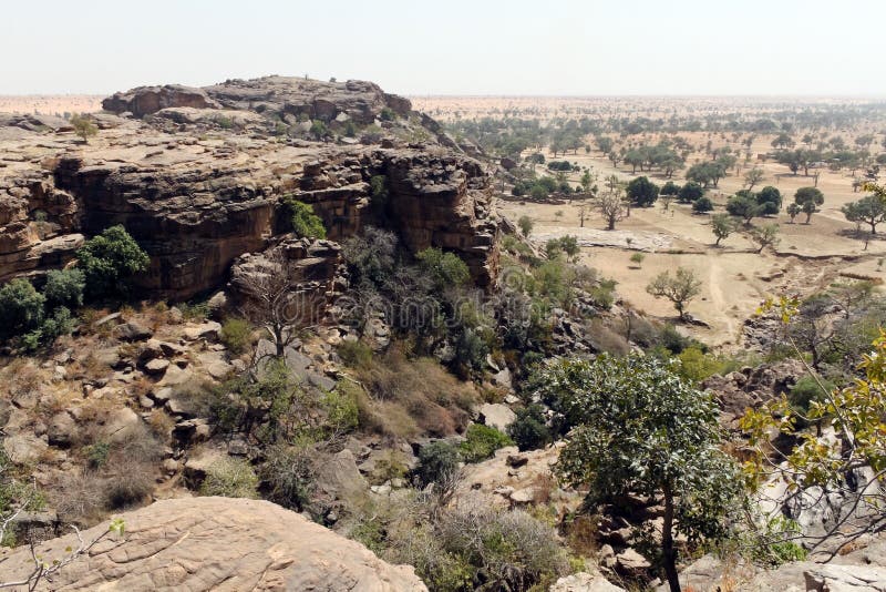 Falaise De Bandiagara, Mali, Afrique Image stock - Image du jaune ...