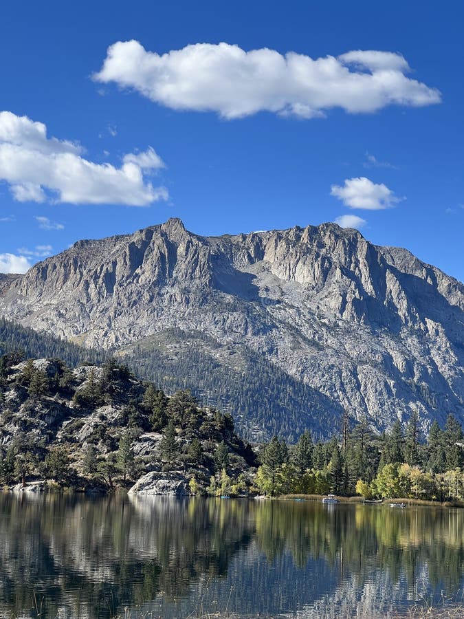 Fall Color mountain Scene stock image. Image of california - 259776705