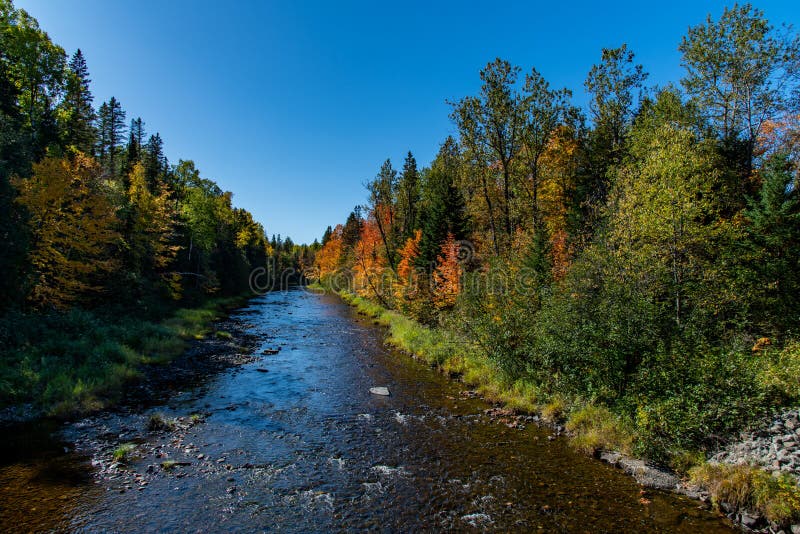 A Beautiful Maine Fall Landscape Stock Image - Image of mountain ...
