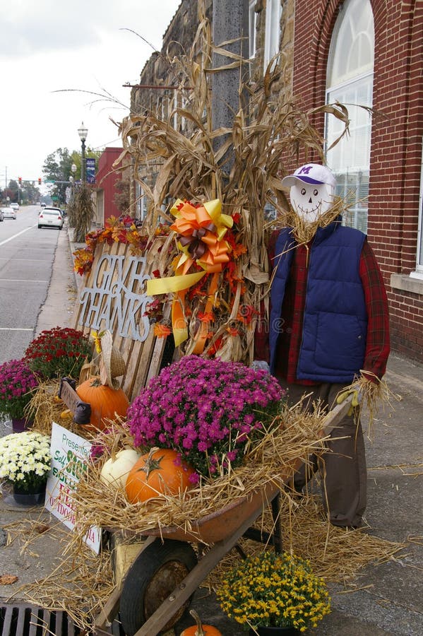 Fall Display on Main Street Stock Image - Image of fall, street: 231844035