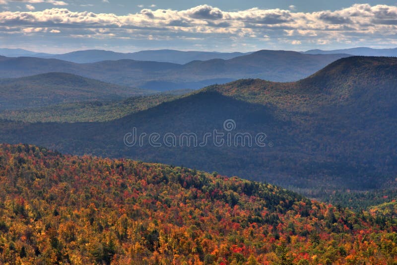 Fall Foliage in New England Stock Image - Image of colors, maine: 3377753