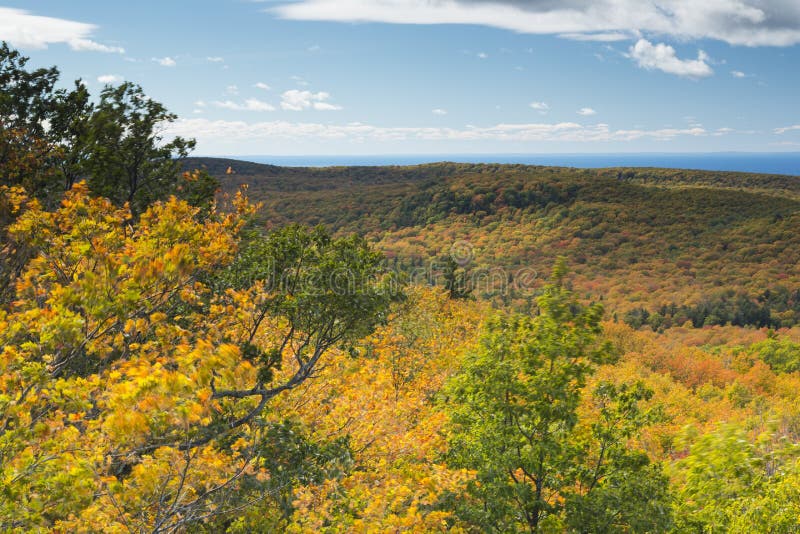 Fall Hills & Lake Superior Stock Image - Image of penninsula, autumn ...