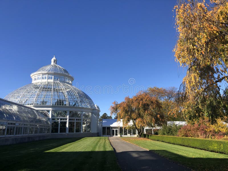 Fall in New York, Botanical Gardens in Autumn Stock Image - Image of ...