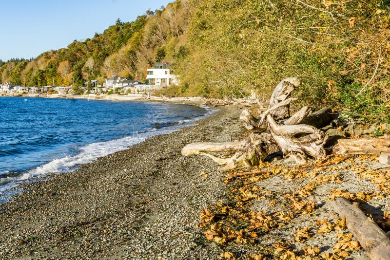 Fall Seahurst Shoreline Homes 3 Stock Image - Image of state, ocean ...