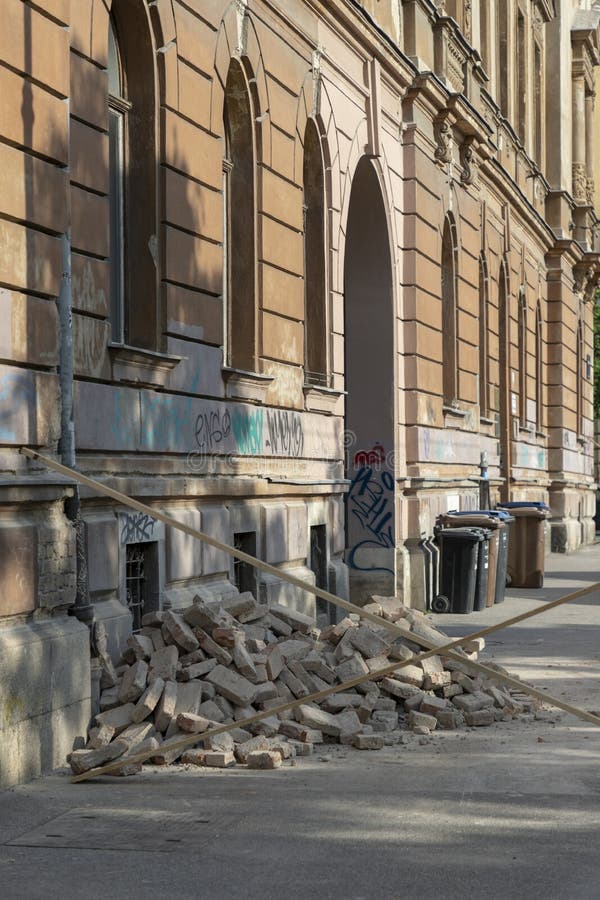 Earthquake Damage from Old Buildings in Zagreb Editorial Photo - Image ...