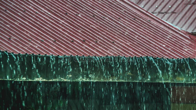 Falling Rain on the Rooftop Stock Image - Image of monsoon, splash ...