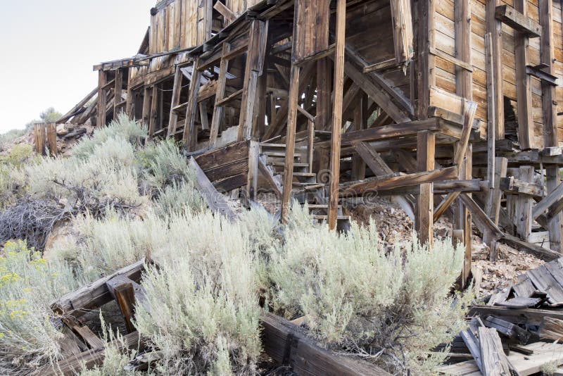 Falling Structure in Masonic-Chemung Mine Stock Image - Image of states ...