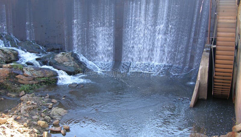 Falling water stock image. Image of nature, lake, water - 1564235