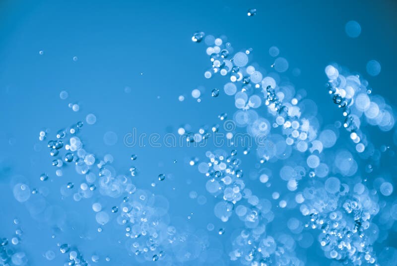 Water Drop Falling into Water Making a Perfect Droplet Splash Wi Stock ...