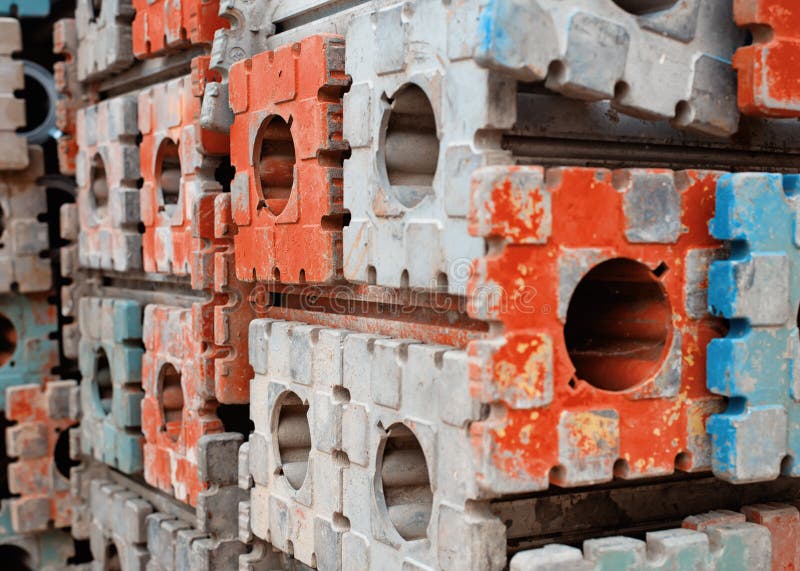 Falsework Decking System Legs for Construction of Suspended Reinforced ...