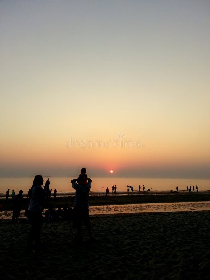 Family Activities on the Beach : Sunset Editorial Photography - Image ...