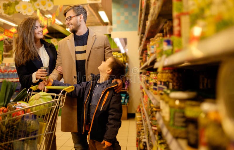 Family in a grocery store stock image. Image of meal - 61170383
