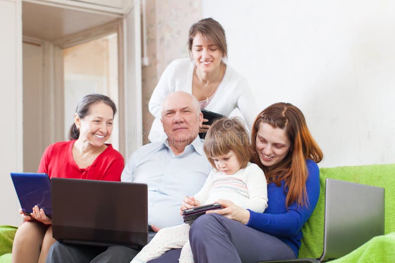 Mother Daughter Using Computers Together Stock Photos - Free & Royalty ...
