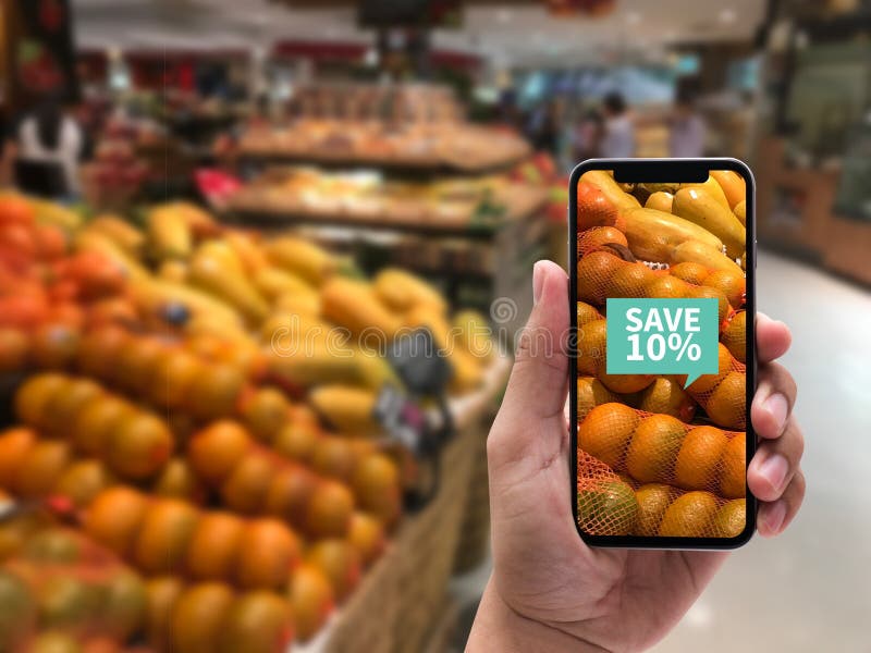 Family in the Supermarket Use Application of Augmented Reality S Stock ... Family in the Supermarket Use Application of Augmented Reality S Stock ...