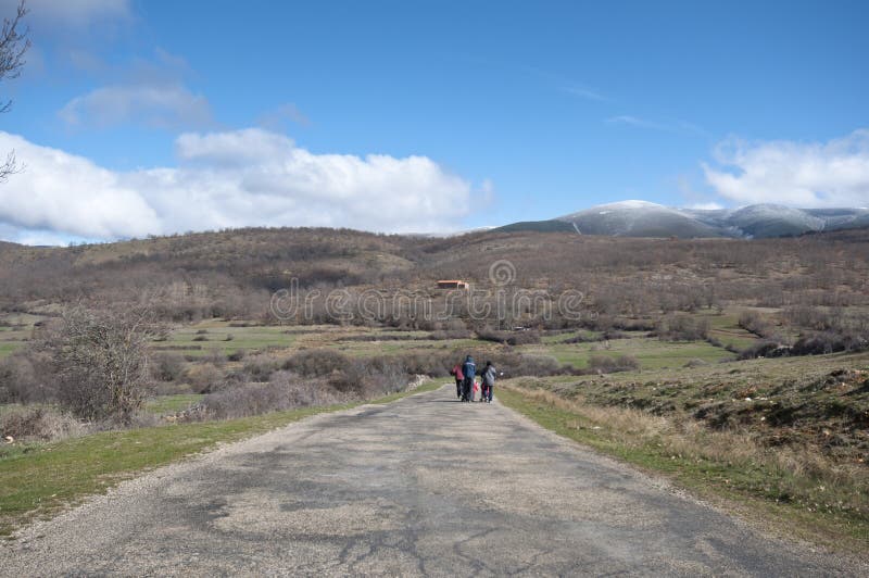 Family walking stock image. Image of paseo, country, undulating - 29051755