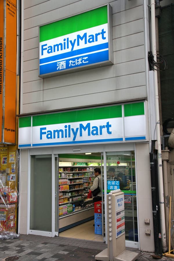 FamilyMart fotografia editoriale. Immagine di rivenditore - 100784221