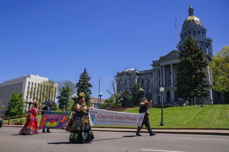 The Famous Cinco De Mayo Parade Editorial Photo - Image of mayo, people ...