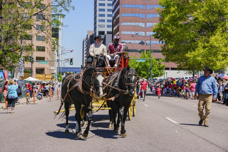 The Famous Cinco De Mayo Parade Editorial Photography - Image of mayo ...