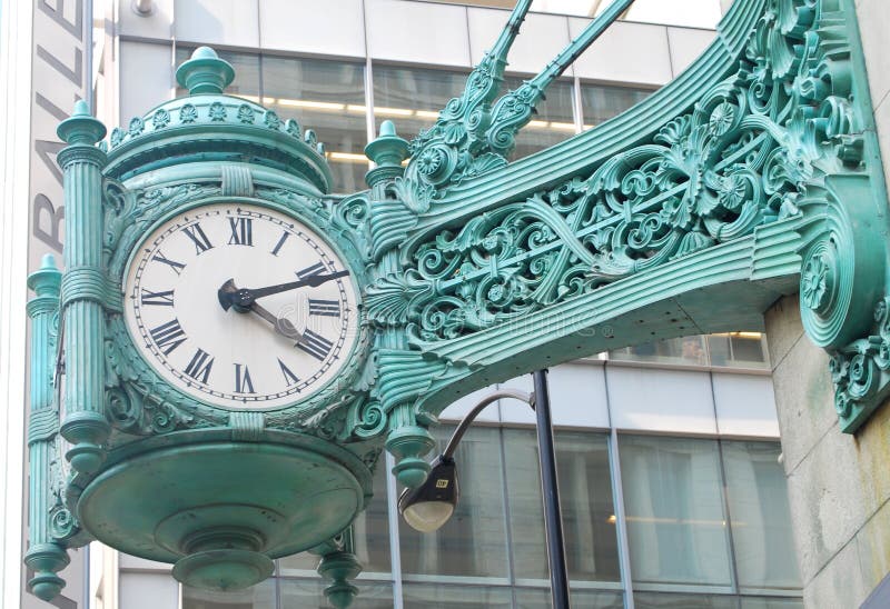 Famous Clock In Chicago at Richard Schrader blog