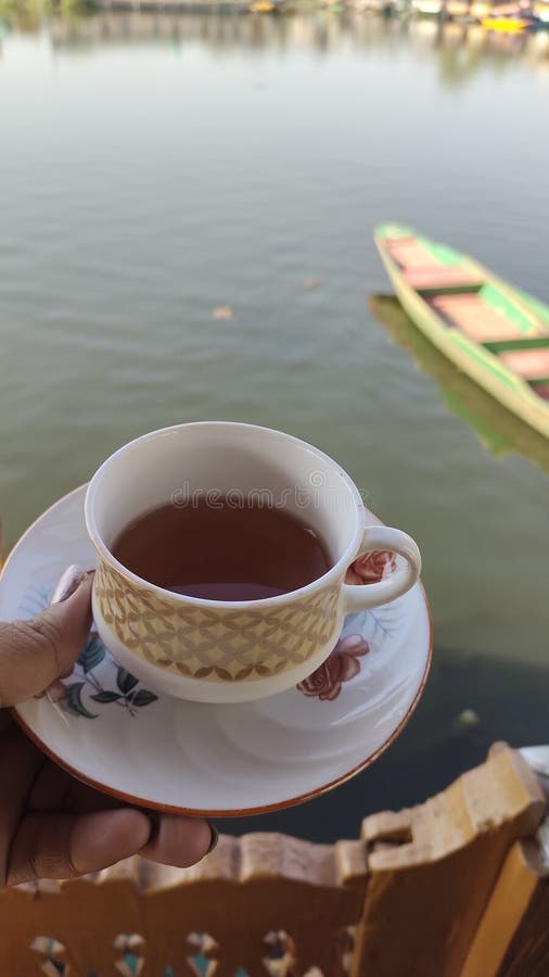 Famous Kawa of Kashmir in Dal Lake Stock Image - Image of lake, kashmir ...