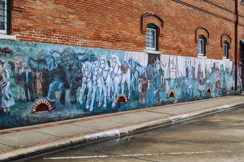 Famous Murals of Terrell, Texas Editorial Image - Image of shot ...