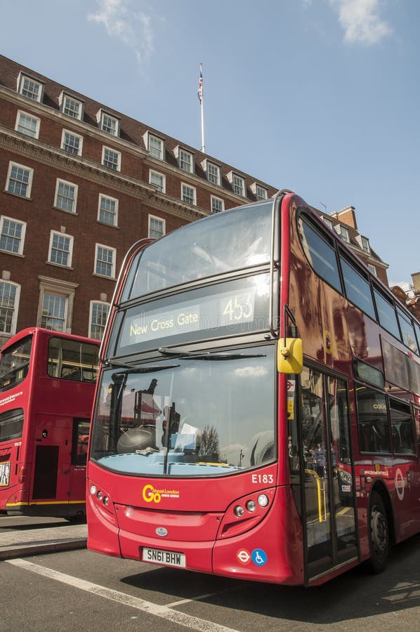 Famous Red Double-decker London Bus Editorial Photo - Image of london ...