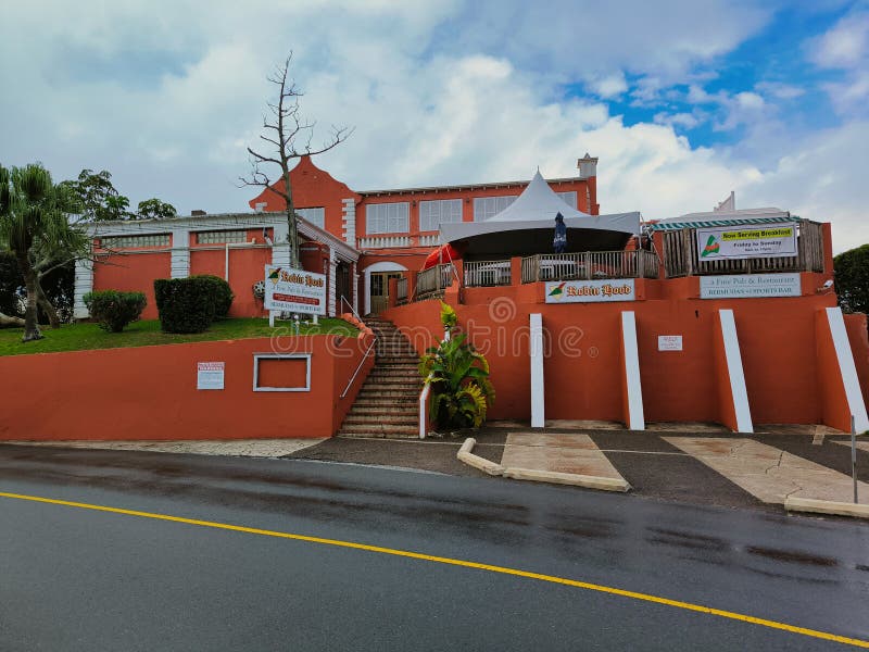 The Famous Robin Hood Pub Bermuda Stock Photo - Image of town, hood ...