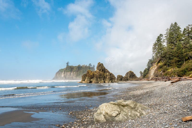 Famous Ruby Beach on the Pacific Coast, Olympic National Park Stock ...