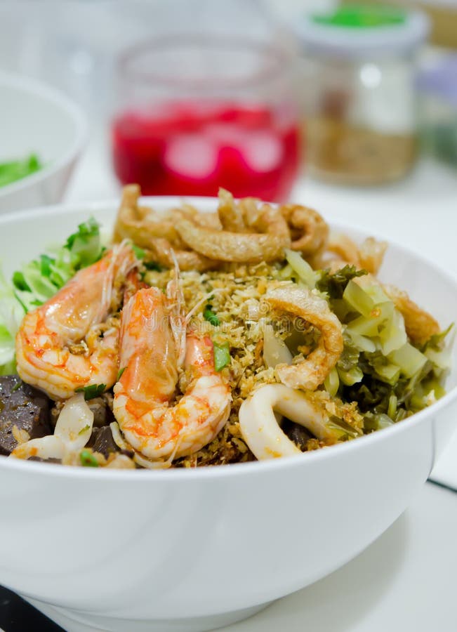 Famous thai food stock image. Image of nutrition, pepper - 29560055