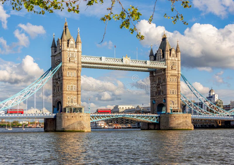 Famous Tower Bridge Over Thames River, London, UK Stock Illustration ...