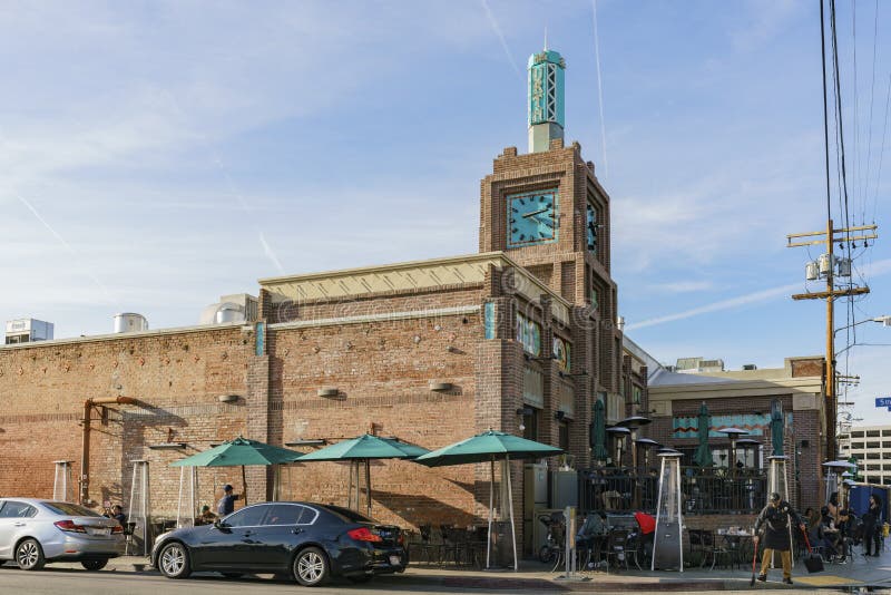 The Urth Cafe in Dowtown Art District Area Editorial Image - Image of ...