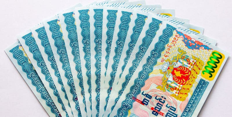 A Fan of Myanmar Bank Notes Stock Image - Image of exchange, currency ...