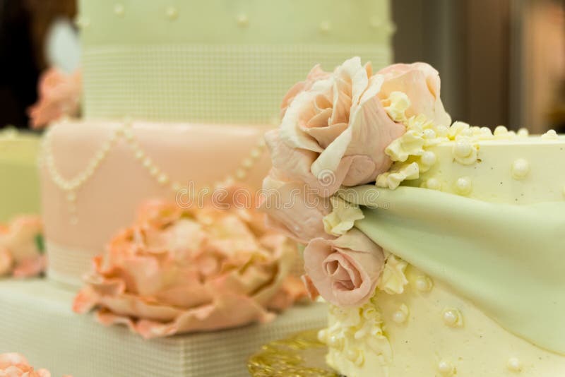 A Fancy Wedding Cake Display Table Stock Image - Image of flowers, cake ...