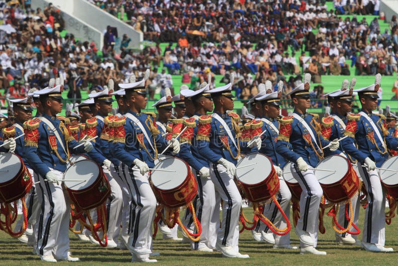 Fanfara NUOVA fotografia editoriale. Immagine di fasce - 44749957