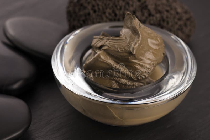 Fango del mar Morto fotografia stock. Immagine di massaggio - 50438898