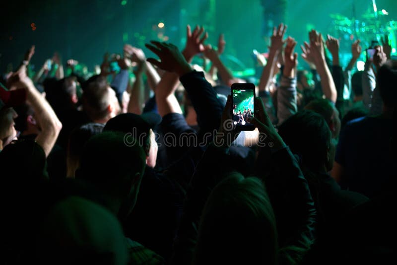 Fans at concert editorial stock image. Image of rock - 95510164