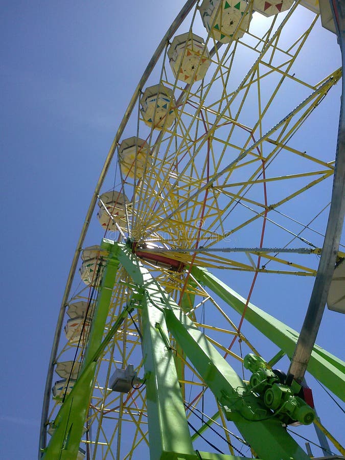 Faris wheel stock photo. Image of wheel, huge, faris - 72767422