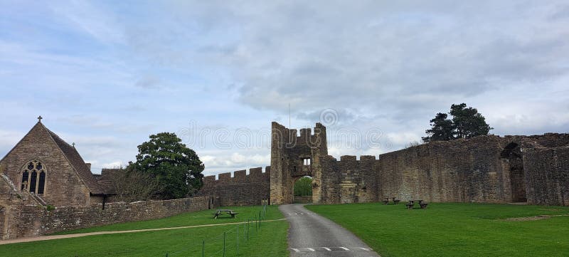 Farleigh Hungerford Castle Trowbridge Daytime Stock Photo - Image of ...