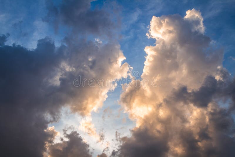 Farm in the Evening Beautiful Sky Stock Image - Image of ripple ...