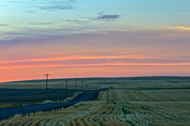 Farm Fields at Sunset in Central Oregon, USA Stock Image - Image of ...