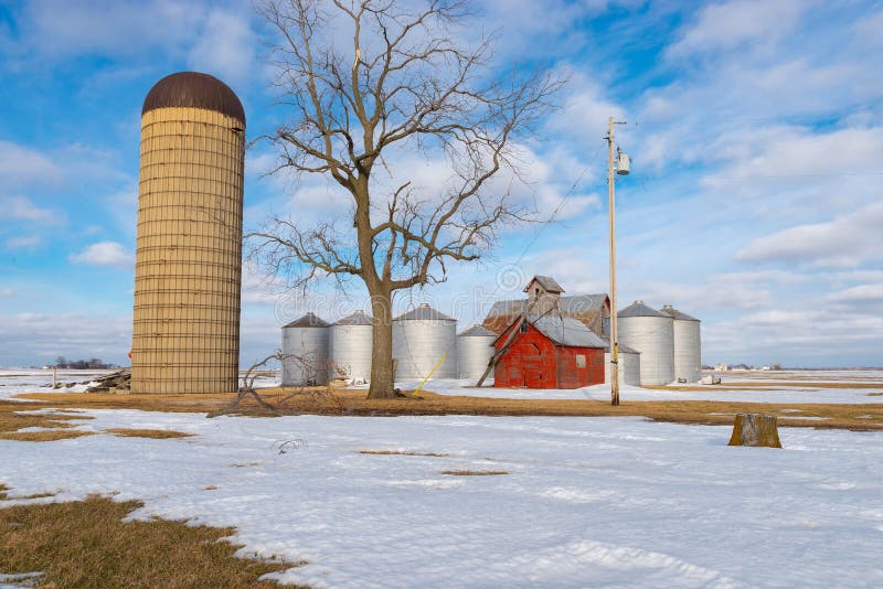 Farm in the Midwest stock photo. Image of travel, charming - 241580664