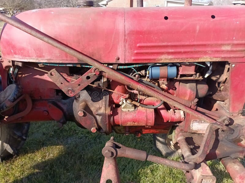 51 Farmall cub and engine stock image. Image of bumper - 241978937
