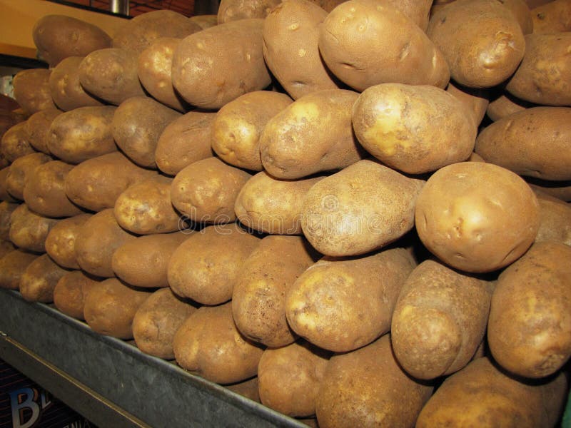 Farmers Market Stall of Potatoes Stock Image - Image of fresh, high ...