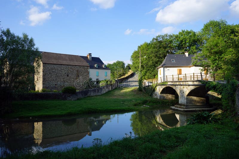 Farmhouse stock image. Image of summer, architecture - 65018757