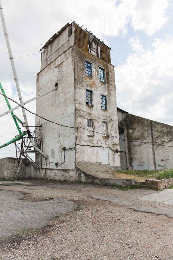 Farming Elevator and Granary Stock Image - Image of grain, landmark ...