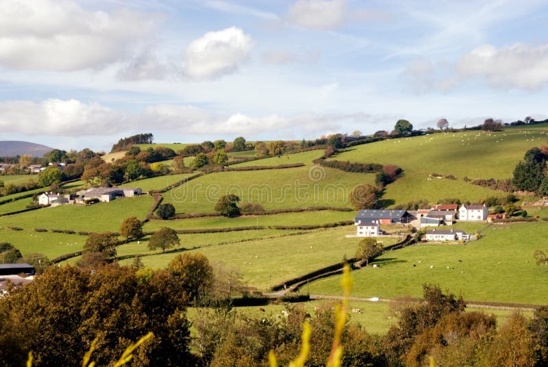 English Farmland in Springtime Stock Photo - Image of country, fields ...