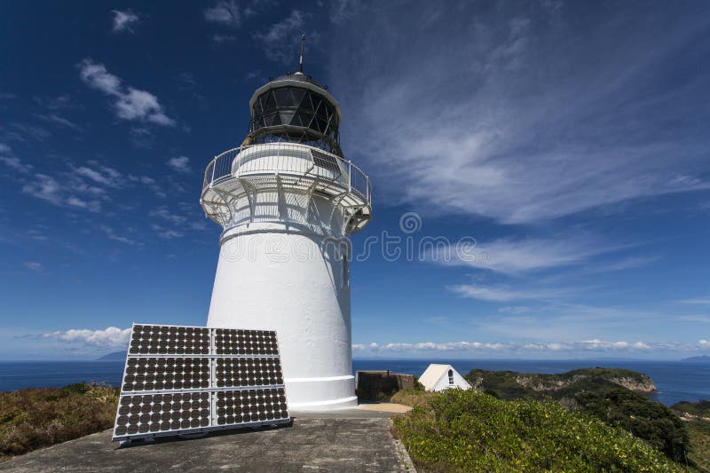 Faro accionado solar imagen de archivo. Imagen de mundo - 29292537